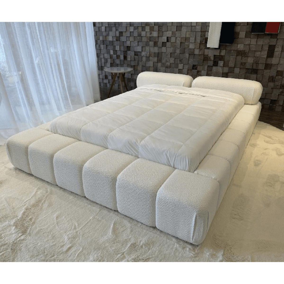 CAMA PIETRA TAGLIATA – Forthouse
